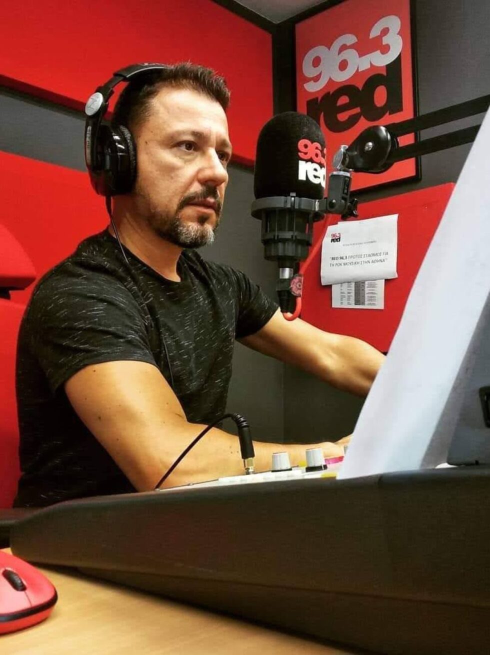 Voice Over Samples - Metro Audio and Video